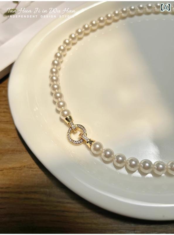 ・素材: 銅・加工: 電鍍・形状: 幾何型・チェーンスタイル: 十字チェーン・レイヤー: 単層・長さ: 41cm-50cm・カラー展開: 6mm白色真珠ネックレス-金色バックル、8mm白色真珠ネックレス-金色バックル、10mm白色真珠ネック...