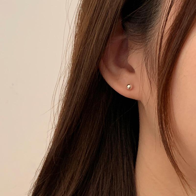 ・素材: 銀・加工: 溶接・形状: 星座・カラー展開: 999純銀 銀色1.5mm(一対）、999純銀 銀色2mm(一対）、999純銀 銀色2.5mm(一対）、999純銀 銀色3mm(一対）、999純銀 銀色4mm(一対）、999純銀 銀色...