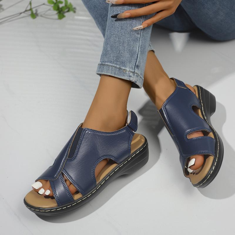 ・カテゴリ: ローマサンダル・スタイル: 欧美・主な素材: PU・つま先形状: 魚嘴・カラー展開: 赤、浅茶、青、黒、白・サイズ展開: 36、37、38、39、40、41、42、43・ソール素材: ゴム・着用方法: マジックテープ