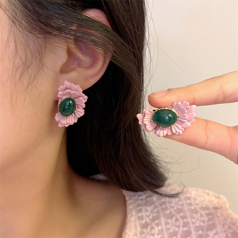 ・素材: 合金・加工: 電鍍・形状: 花卉・スタイル: 冷淡風・スタイル分類: 個性風潮・カテゴリ: 耳飾・対象: 女式・カラー展開: 主図款耳釘