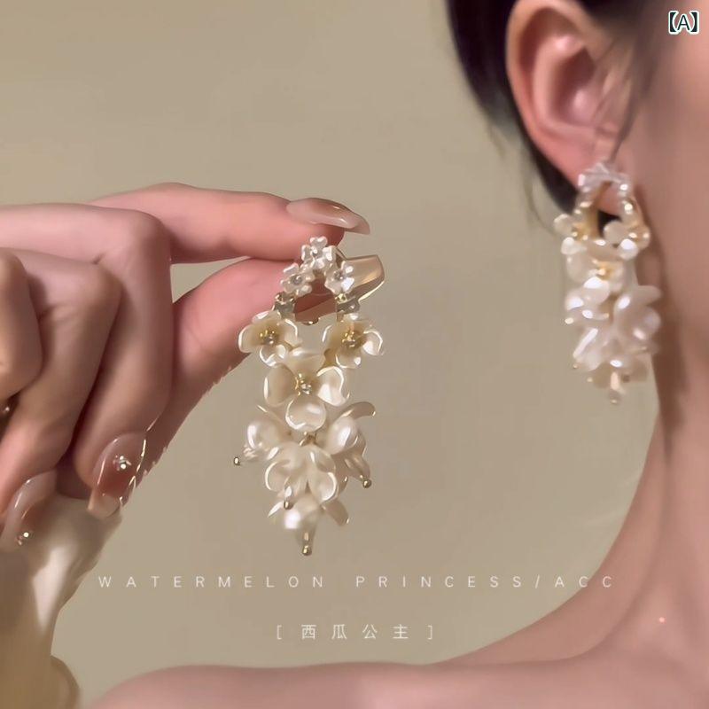 ・カテゴリ: 耳飾・スタイル: ファッション通勤・素材: 混合素材・加工: 電鍍・形状: 花卉・流行要素: 花朵・対象: 女性
