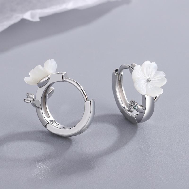 ・スタイル: 女式・カテゴリ: 耳飾・形状: 葉子・装飾: 花朵・スタイル: 甘美・カラー展開: 銅メッキホワイトゴールド