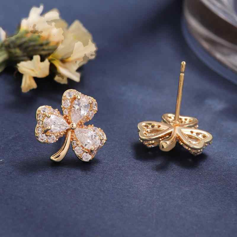 ・素材: 銅・形状: 葉・流行要素: 三つ葉・スタイル: 軽奢・スタイル分類: ファッション通勤・製品カテゴリ: イヤーアクセサリー・対象: 女性