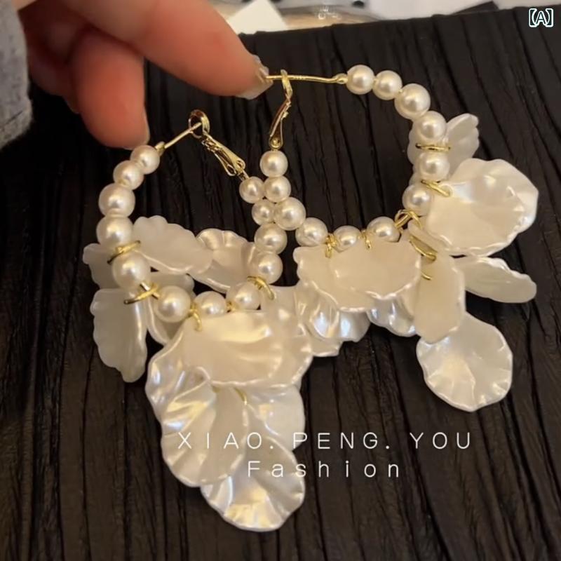 ・素材: 銅・形状: 幾何型・加工: 電鍍・色: 白花弁イヤリング・流行要素: 花朵・スタイル: 清新甜美・カテゴリ: イヤリング・流行要素分類: 植物花卉