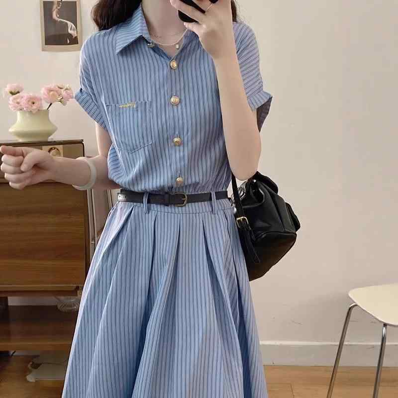 ・スタイル: 清新甜美・袖丈: 短袖・主な素材: ポリエステル70-80%・カラー展開: 画像色・サイズ展開: S、M、L、XL・スカート丈: ロング・スカート型: Aライン・ネックライン: ポロ・ウエスト: ハイウエスト・流行要素: コン...