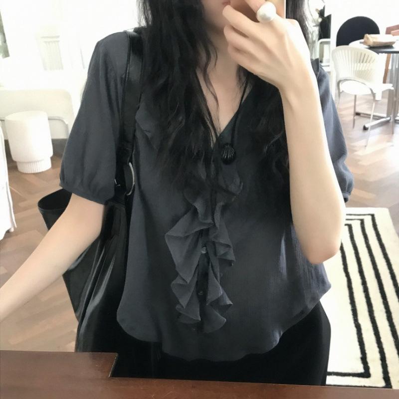 ・カテゴリ: シャツ・スタイル: 清新甜美・主な素材: ポリエステル・柄: 無地・袖丈: 短袖・袖型: 泡泡袖・カラー展開: ダークグレー、ホワイト・サイズ展開: フリーサイズ・フィット: ストレート・着丈: 普通(50cm<着丈≤6...