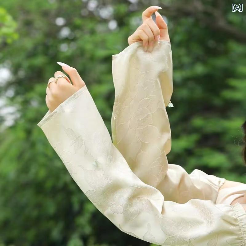 ・スタイル: 清新甜美・主な素材: 真丝100%・カラー展開: 香槟色、嫩草绿、冰霜藍、寒霜粉・サイズ展開: 均码