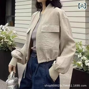 ・主な素材: ポリエステル95%以上・柄: 無地・スタイル: 都市通勤・商品タイプ: ジャケット・フィット: スタンダード・組み合わせ: 単品・厚み: 中厚・衣丈: ショート・袖丈: 長袖・袖タイプ: スタンダード・ネックライン: クルーネ...