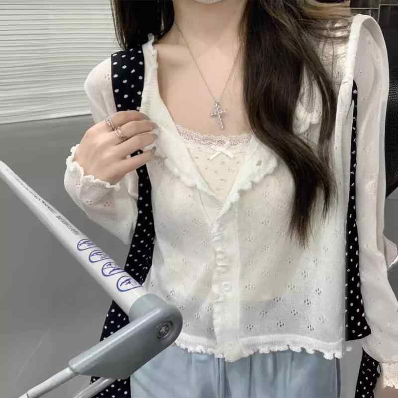 ・主な素材: 仿亚麻、ポリエステル・柄: 無地・厚さ: 薄手・スタイル: 開衫・フィット: スリム・袖丈: 長袖・人気のディテール: フリル・着丈: 短め（40cm以上50cm以下）・加工: レースアップ・カラー展開: ブラック、ホワイト、...