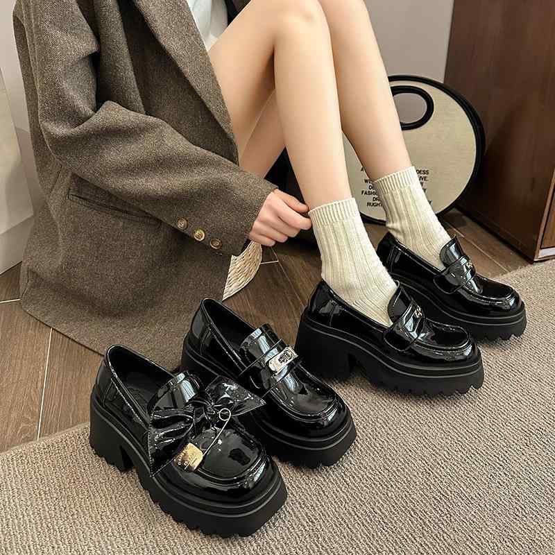 ・カテゴリ: レディースシューズ・スタイル: 日系・商品タイプ: 楽福鞋・素材: 超纤・レザータイプ: 修面・トゥ形状: 丸トゥ・ヒール高さ: 3-5cm・パターン: 無地・カラー展開: ブラック・サイズ展開: 35,36,37,38,39...