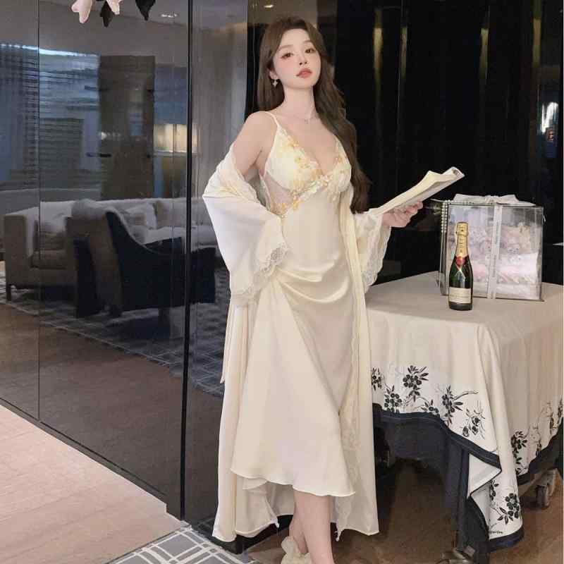 ・スタイル: 性感風・主な素材: ポリエステル95%以上・素材の厚さ: 薄 (101-120g/平方メートル)・ネックライン: Vネック・袖丈: ノースリーブ・機能: 透気性、快適・適用シーン: 居家・カラー展開: ミルクアプリコット・サイ...