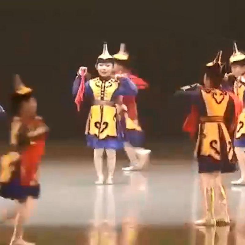 ・性別: 中性・ダンスタイプ: 練功・スタイル: 民族風・要素: セットアップ、可愛い・素材名: 精梳綿・主素材: ポリエステル繊維・主素材含有率: 12%・適合身長: 110cm、120cm、130cm、140cm、150cm、160cm...