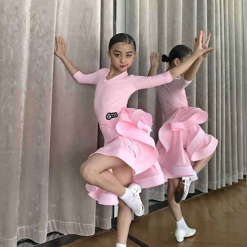 ・性別: 女・主な素材: ナイロン80%・カラー展開: 竹緑長袖、胭脂紅長袖、肉粉長袖、紫長袖、焦糖長袖、青緑長袖、紺青長袖、青長袖、天藍長袖、桃色長袖、香芋紫長袖、霧霾藍長袖、湖緑長袖、宝藍長袖、宝藍中袖、香芋紫中袖、天藍中袖、亮桃中袖、...
