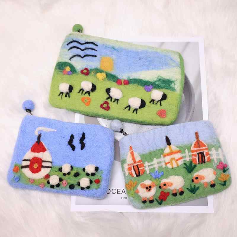 3個セット・素材: 羊毛毡・柄: 動物・スタイル: 都市簡約・適用性別: 中性・カラー展開: 三只羊零錢包、四只羊零錢包、五只羊手機包・適用シーン: 日常搭配・機能: その他・カテゴリ: 零錢包
