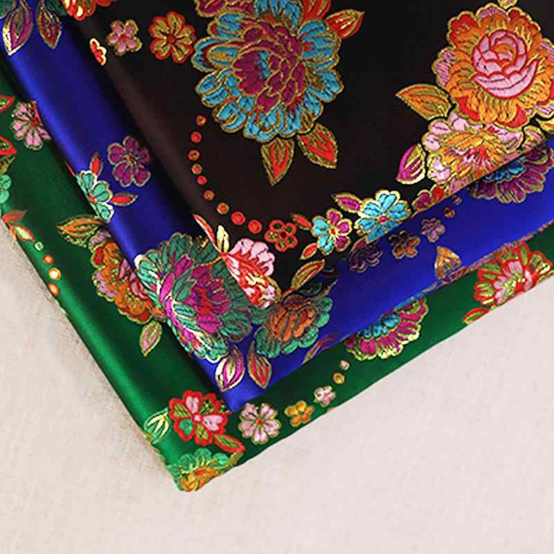 ・克重: 450g・幅広: 75cm・組織: 平紋・染整: 染色・用途: 時装・花型: 大机绣・印花: 植物印花・スタイル: 中国風・カラー展開: 黒、紺、緑