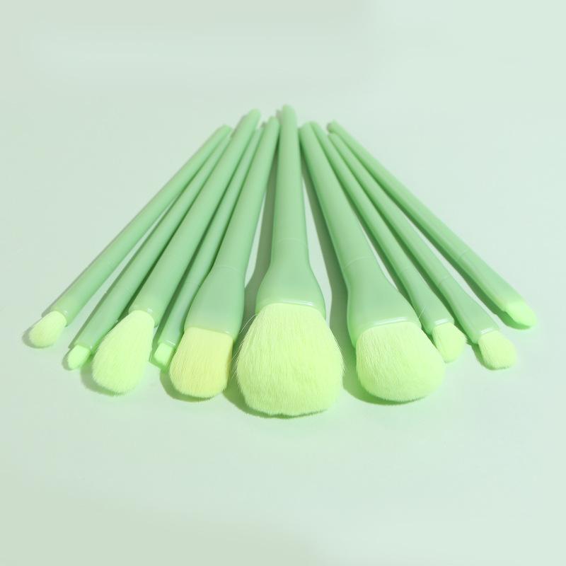 ・カテゴリ: メイクアップブラシセット・セット内容: 10本・毛材: 人造繊維・柄材: プラスチック・柄タイプ: ロングハンドル・毛丈: 4.5cm・総丈: 17cm・カラー: グリーン