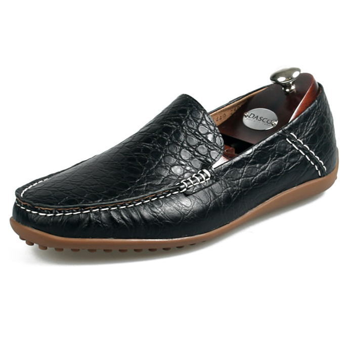 上質な革を使用し、ワンランク上の足元を演出!!1つ1つ丁寧に仕上げる職人手製靴となっております。お届けまでに3週間程度お時間を頂いております 【カラー】ブラック 【サイズ】24cm/24.5cm/25cm/25.5cm/26cm/26.5c...