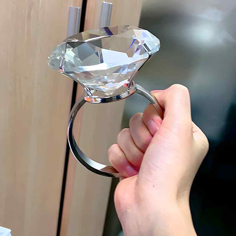 ブレスレット バングルリング レディース 女性用 アクセサリー ダイヤモンド風デザイン ビッグ リング クリスタル パーティープレゼント イベント コスプレ ハロウィン 婚約指輪 誕生日 記念日 かわいい かっこいい 個性的 インパクト大 ...
