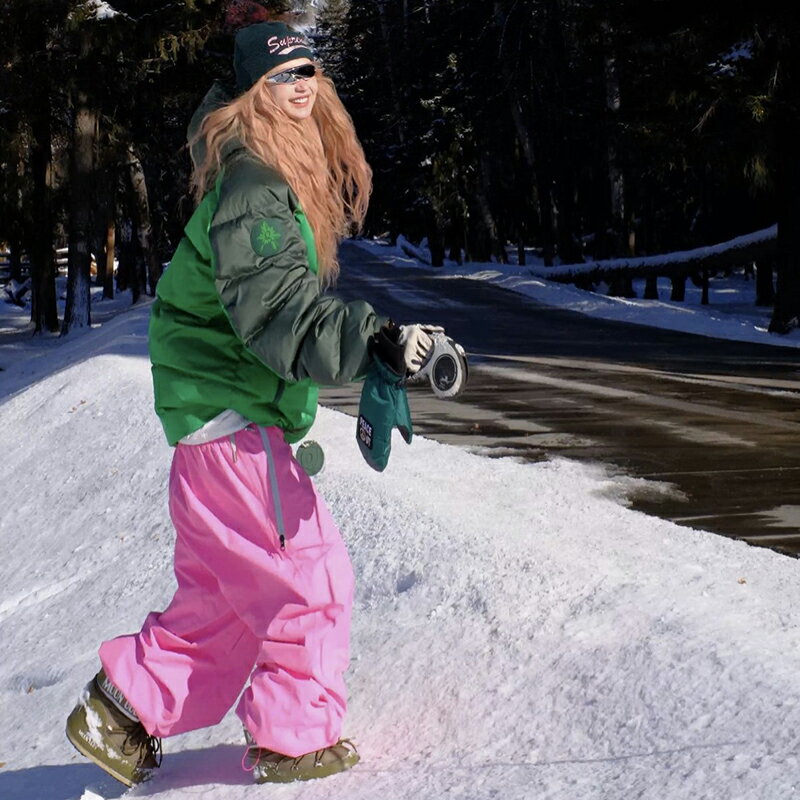 【迷彩柄のロングパンツ】(こちらをクリックしてリンクに移動) 商品説明 商品内容 スキーウェア 生産国 中国 注意書き（購入前に必ずご確認ください） ※商品写真は、できる限り現品を再現するように画像処理などの補正を行っておりますが、ご利用の...