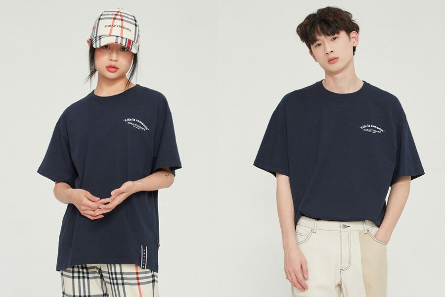 商品情報 モデル NAVY (カラーは、モニターの仕様や解像度に応じて若干の違いがあることがあります。) 素材 COTTON 100% サイズ／寸法 M SIZE : 着丈 69cm , 肩幅 55cm , 胸囲 58cm , 袖丈 21c...