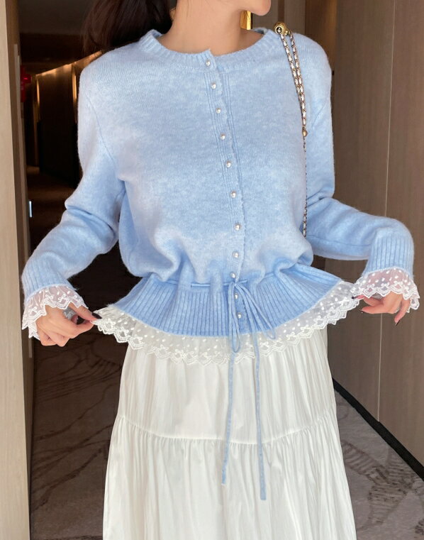 商品名 BERIA STRING PEARL LACE KNIT CARDIGAN 素材 POLYESTER 65% + ACRYLIC 13% + NYLON 13% + WOOL 6% + SPAN 3% 注意事項 ●送料無料/関税別途...