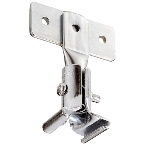 D30型レールで使用いただけます。 伸縮吊棒と組み合わせたレールの施工に便利です。 T型の形状で、吊パイプ部分の干渉を防ぎます。 レールを中間吊するための部材で、伸縮吊棒と組み合わせて使用します。 劇場、ホテル、体育館の暗幕カーテン、工場・...