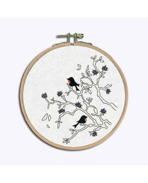 商 品 詳 細 技法 刺繍 サイズ 約 Φ15 cm（余白を含む出来上がりサイズ） 布 tissu en lin 22 fils/cm（リネン） 内容 DMC刺しゅう糸/刺繍布/針/図案（チャート） デザイナー Cecile Vessier...