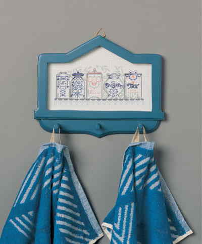 商 品 詳 細 サイズ 約 21 × 26 cm（余白を含む出来上がりサイズ） 内容 刺繍糸/刺繍布/針/チャート 布 アイーダ 生産国 デンマーク メーカー型番 84847 メーカー O. Oehlenschlägers Eftf.（オー...