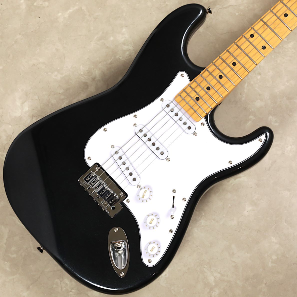 ハムバッカーモードを搭載したオールランドに扱えるストラトキャスタータイプ【特徴】約30年に渡り品質をアップデートし続けてきたHISTORY。弾きやすさとサウンドに対する先進の技術を盛り込み、価格も手ごろに抑えたのがPerformanceシリ...