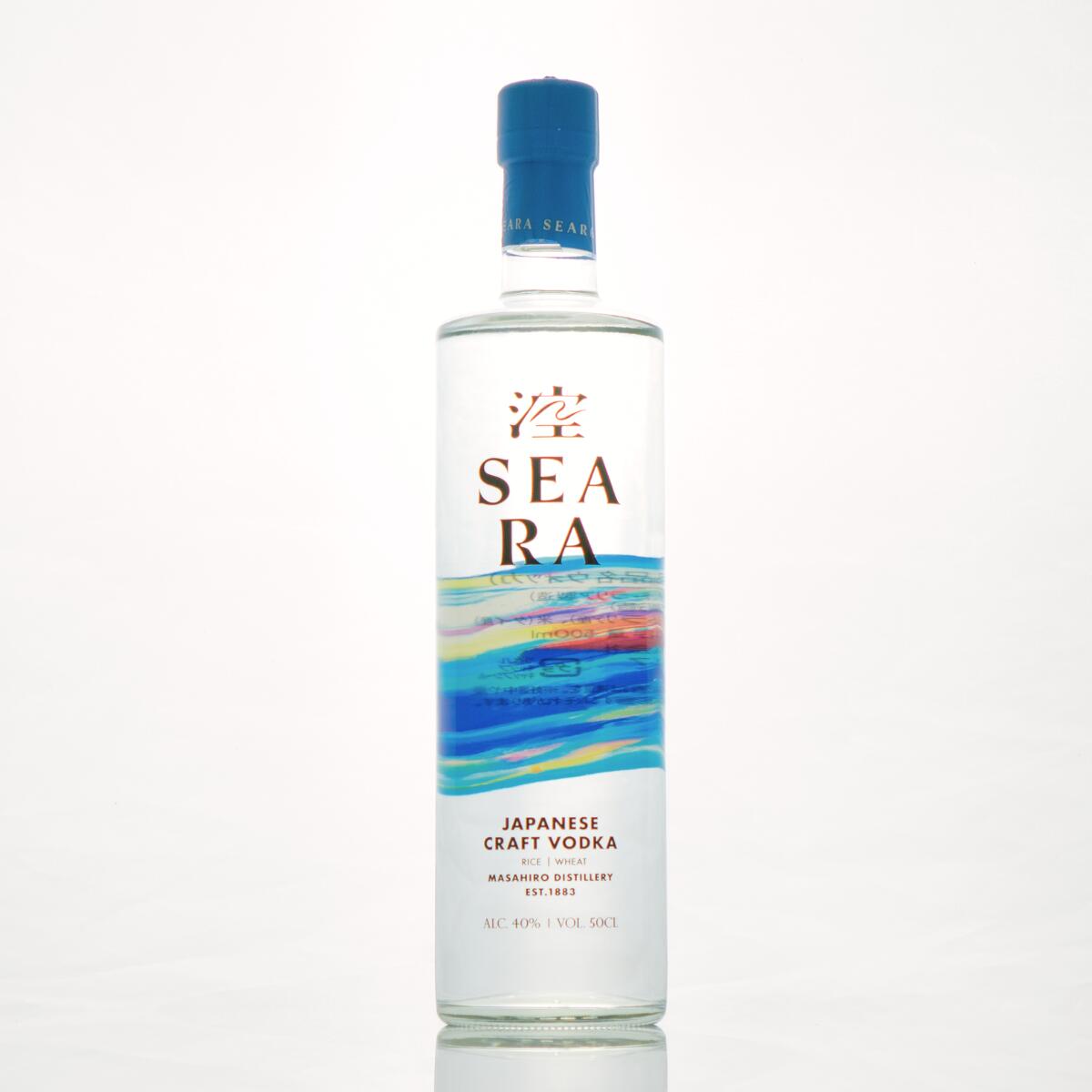 沖縄で初めて作られたジャパニーズクラフトウォッカSEARA（シーラ）。名前の由来は「Sea（海）」と「Sora（空）」を組み合わせたもので、南国らしい開放感やエネルギーを表現しています。 主原料には米を使用し、沖縄伝統の泡盛製法を取り入れ、...
