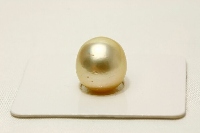 ふっくらとした俵型！ 南洋白蝶真珠パールルース　11mm　ナチュラルゴールドカラー ◆-商品詳細-　ITEM DETAILS◆ 真珠の種類 南洋白蝶真珠 真珠のサイズ 11mmUP 真珠の形 オーバル 真珠の色 ナチュラルゴールドカラー 真...