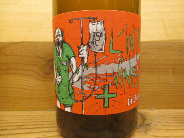 品種：ソーヴィニヨン・ブラン44%、モーザック27%、シャサン14%、ミュスカ・ブラン・ア・プティ・グラン9%、テレ・ブーレ6% 除梗した葡萄をアンフォラとタンクで21～65日間マセラシオン、9ヶ月間タンクで熟成。プラムと洋梨の香り。わずか...