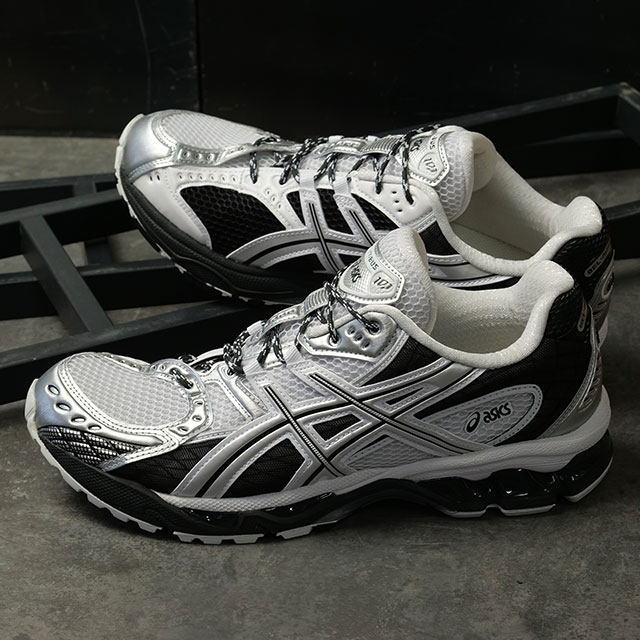 アシックス | ASICS SportStyle 当店はアシックスポーツスタイル正規取扱店です。ご安心してショッピングをお楽しみください。 商品情報 [ ブランド ] アシックス　ASICS [ ジャンル ] スニーカー [ 素　 材 ] ...
