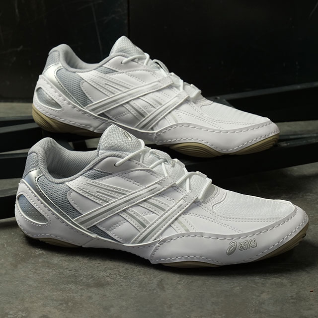 アシックス | ASICS SportStyle 当店はアシックスポーツスタイル正規取扱店です。ご安心してショッピングをお楽しみください。 商品情報 [ ブランド ] アシックス　ASICS [ ジャンル ] スニーカー [ 素　 材 ] ...