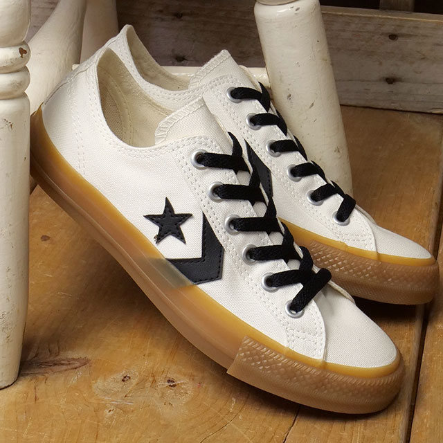 [ ブランド ] コンバース 　CONVERSE [ ジャンル ] スニーカー [ 素　 材 ] アッパー：キャンバス アウトソール：ラバー [ 原産国 ] インドネシア クラシカルでありながら、スタイリッシュな印象を与える一足 コンバース...