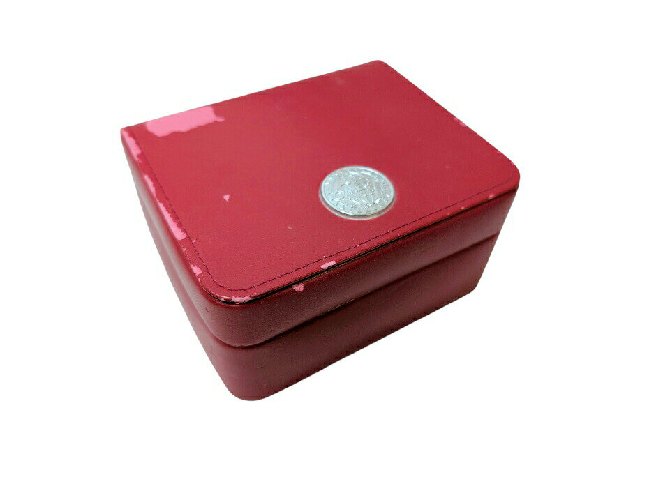 ブランド：オメガ 商品名：ボックス 付属品：なしサイズ：約W14×H7.5×D12cm 程度：B（使用感あり）コメント・・・オメガのケースです。※本商品はケースのみの出品です。時計本体は含まれません。保管・撮影・ギフト用などにご活用ください...