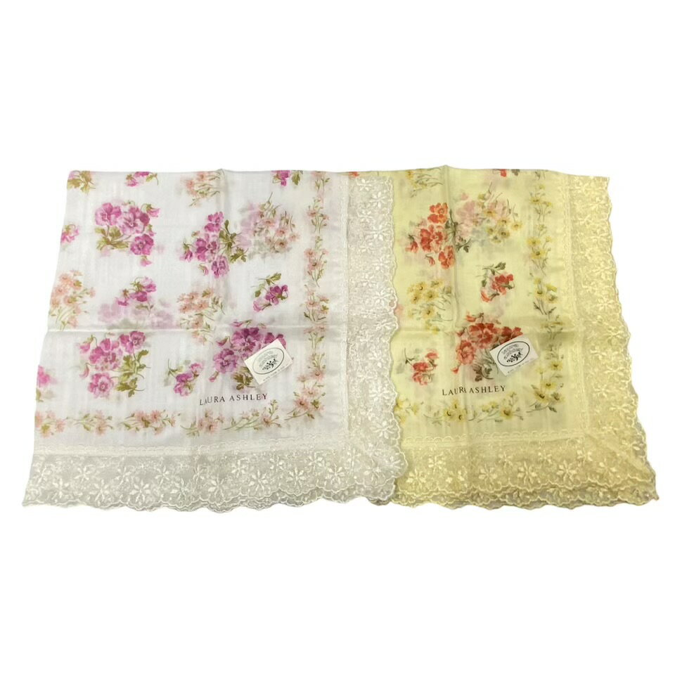 ブランド：ローラアシュレイ 商品名：ハンカチ 付属品：なし 素材：綿100％ サイズ：約48×48cm（レース込み） 程度:未使用品 状態…2枚セットです。折り畳みシワがあります。 ※こちらの商品はポスト投函でお送りします。お届け日時の指定...
