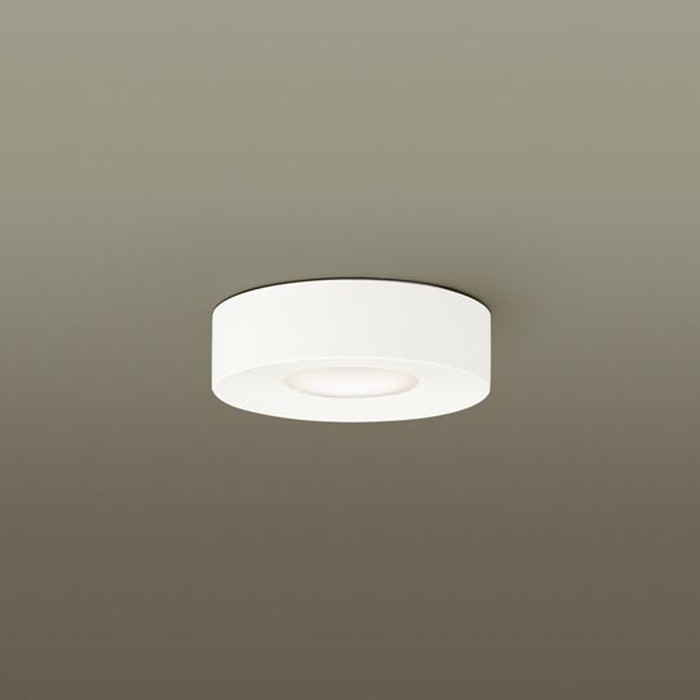 【特長】●直付けの器具ながら、天井にすっきり納まるようにデザインされています。埋込穴Φ100のダウンライトのサイズ感を参考にし、高さ30mm、枠径Φ100mmの設計です。●ダウンライトの反射板のような枠形状。空間への圧迫感を抑えます。【仕様...
