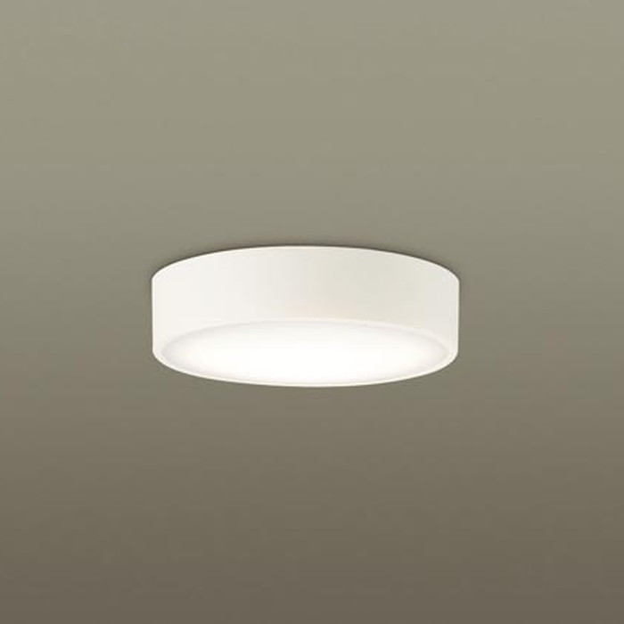 【仕様】●メーカー：パナソニック/Panasonic●型番：LSEB2072LE1●JANコード：4549980090367●60形電球1灯器具相当●商品サイズ：幅Φ110mm×高30mm●質量：0.3kg●光源色：電球色●色温度：2700...