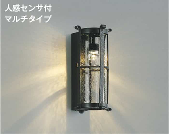 【仕様】●メーカー：コイズミ照明/KOIZUMI●型番：AU42434L●JANコード：4906460533996●ポーチライト●人感センサー付●白熱球60W相当●電球色●2700K●防雨型【ご注意】※寿命は、全光束が初期の70%となる時間...