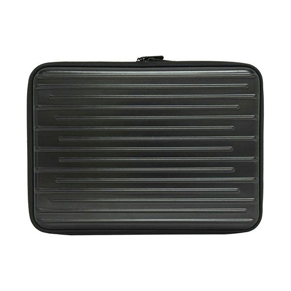 ■商品内容ポリカーボネート製のセミハードケース●シェル部分にポリカーボネートを使用した、13型ノートPC対応のセミハードケース。カラーはブラックです。●ケース内部には、収納物をキズ付けにくい起毛生地を使用。持ち手付きなのでインナーケースとし...
