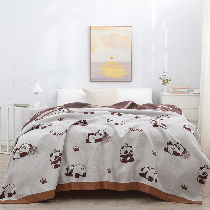 メイン素材：綿・コットン・サイズ：250*230cm　 素材：綿100%（100％天然素材） 　4重ガーゼ 単品 冷房対策】夏の必需品であるタオルケット。多重ガーゼケット、程良い厚みで、冷房の効いた部屋で掛け布団をかければ、保温できる。猛暑...