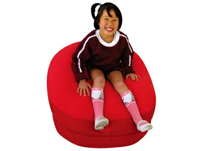 乳幼児向けのリラックスクッションです。 体の形にすっぽり収まります。 カバーは取り外せますので、洗濯も可能です。 記念写真の撮影用品としてもご使用いただけます。 セット内容 本体1台赤 材質 表面生地　ナイロン80％　ポリウレタン20％、側...