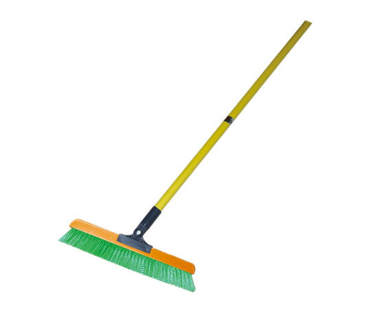 ●自在ほうきです。■仕様●サイズ：全長/1310mm●重量：約390g●材質：毛質/化繊100％、柄/スチールパイプ●商品コード：69140148