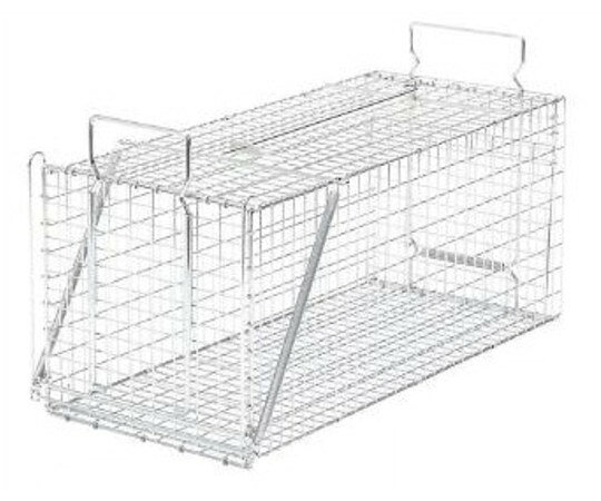 ●※許可なく野生鳥獣を捕獲することは禁止されています。●※捕獲器の設置には、役所への申請及び、捕獲の許可証または、狩猟者登録証が必要です。●前ハンドルがスライドするので、仕掛けの調整ができます。●バネの力で素早く扉が閉まりロックがかかるので...