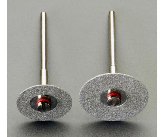 ■仕様●軸径：2.35mm●カッター径：直径20・直径26mm●粒度：#180●2本組
