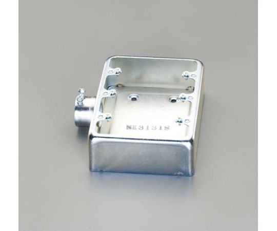 ●呼び：E19●サイズ：144×171×40mm●材質：スチール●3個用一方出●コード品番：EA940CS-5
