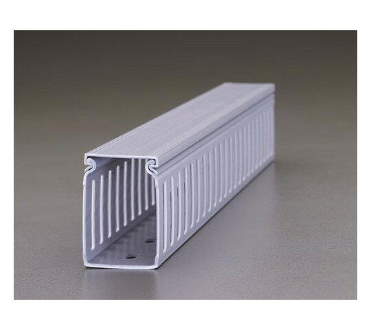 ●サイズ(W×H)：80×60mm●電線収容本数（AWG14）：190本●全長：1m●材質：硬質塩化ビニール(自己消火性94V-0)●カラー：グレー●難燃性・絶縁性に優れています。●RoHS適合品●コード品番：EA947JL-86