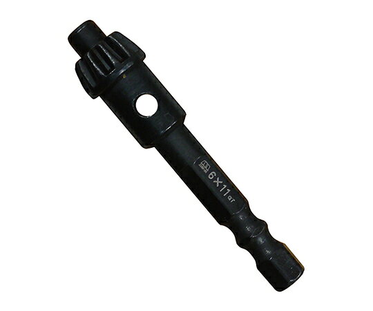 ●ドリルチャックに噛み込んだ先端工具をカンタンに緩めることが可能です。●ドリルチャックに噛み込んだ先端工具の着脱。●胴部穴に棒を差し込めば、手廻し用のチャックキーとしても使用可能です。●ドリルチャックのギヤと六角軸チャックキーの差込みギヤ同...