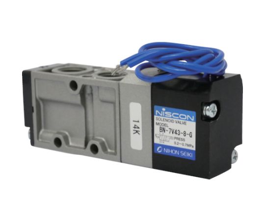日本精器 4方向電磁弁8AAC200Vグロメット7Vシリーズシングル BN-7V43-8-G-E200 1台●パイロット式4方向電磁弁です。●ちりホコリに強く長寿命です。●オイルレスエアで優れた耐久性です。●有効断面積（mm2）：18●接続...